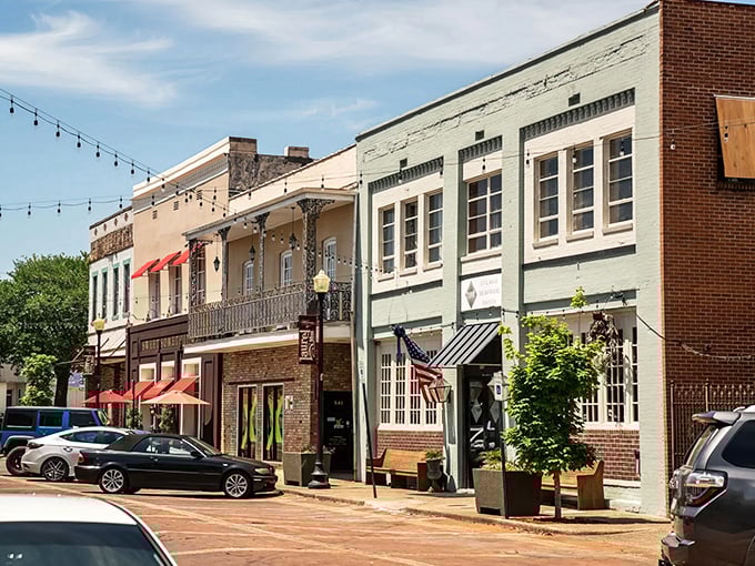 Downtown Laurel stretches out like a postcard from an era when Main Streets actually meant something to communities.