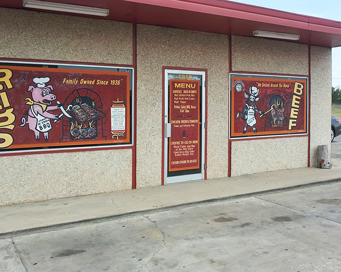 The unassuming exterior of barbecue greatness. Like finding a platinum record in a dusty vinyl bin, this Lawton landmark lets the smoke signals do the talking.