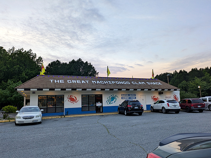 The unassuming exterior of The Great Machipongo Clam Shack stands like a seafood beacon on Virginia's Eastern Shore, promising treasures from the nearby waters.