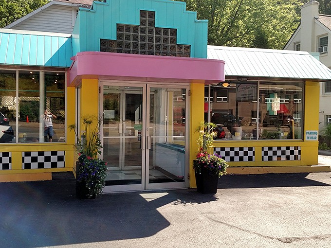 Those classic checkered accents and vibrant colors aren't just eye-catching&mdash;they're practically sending you a postcard from simpler times.