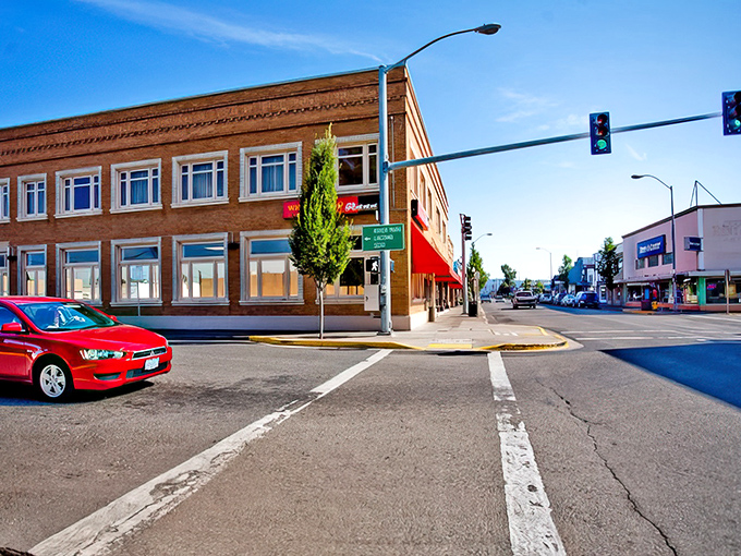 Main Street Lebanon offers that perfect small-town charm without the tourist markup. Affordable living with character intact.