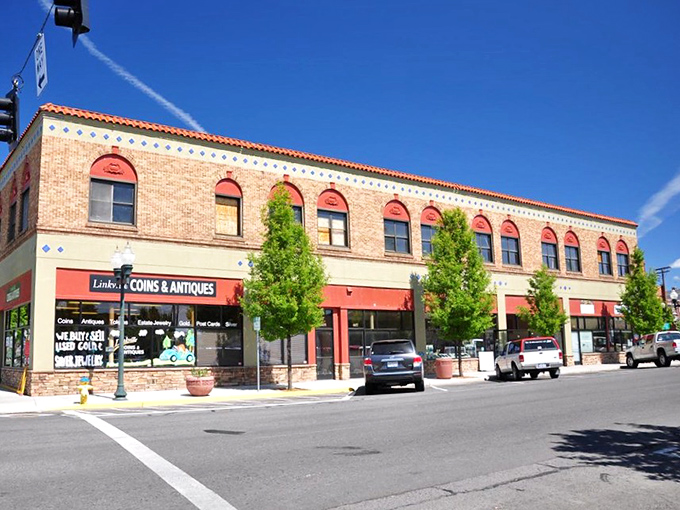 Downtown Klamath Falls proves that brick buildings age better than most Hollywood celebrities ever could.