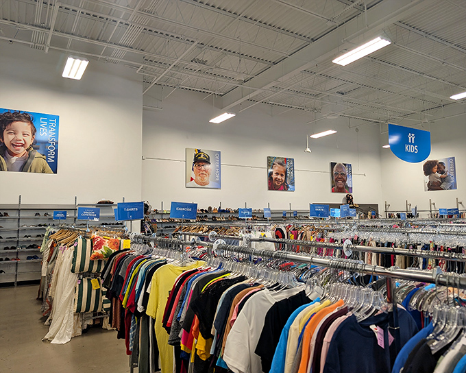 The unassuming exterior hides a treasure trove within. Like finding a secret portal to bargain heaven right in Columbus.