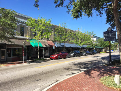 The Underrated Town In Florida Where Neighbors Still Wave And Life ...