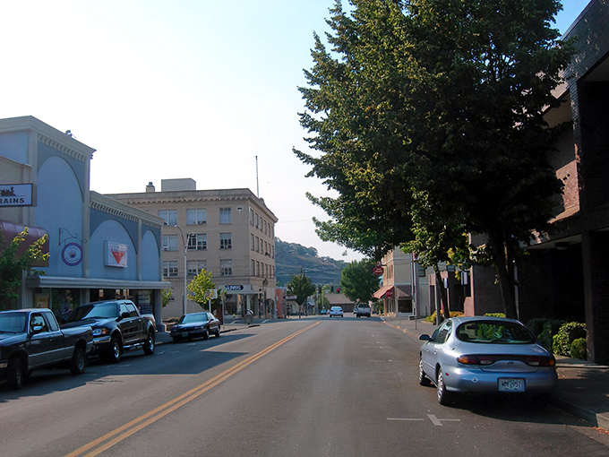 Downtown Roseburg captures that perfect small-town America vibe – wide streets, historic buildings, and not a parking meter in sight.