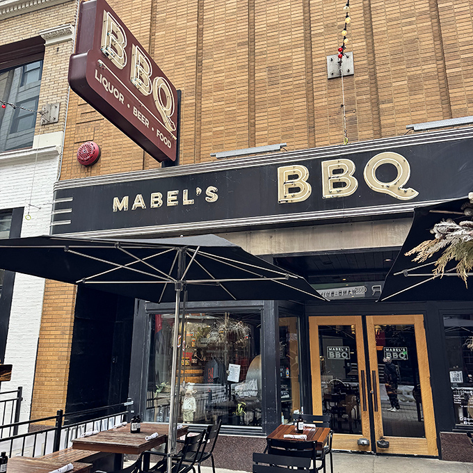 Mabel's BBQ's inviting brick facade on East 4th Street beckons with the promise of smoky delights, while outdoor seating lets you soak up Cleveland's vibrant downtown energy. 
