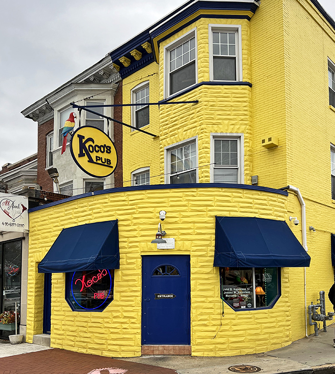 That yellow building isn't just bright&mdash;it's basically a beacon guiding you straight to crab cake paradise.