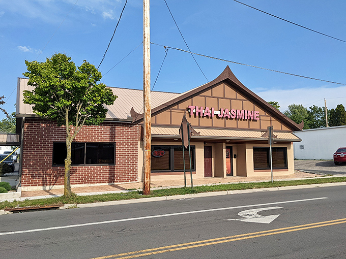 The unassuming exterior of Thai Jasmine might fool you, but like any great culinary adventure, the magic happens once you step through the door.