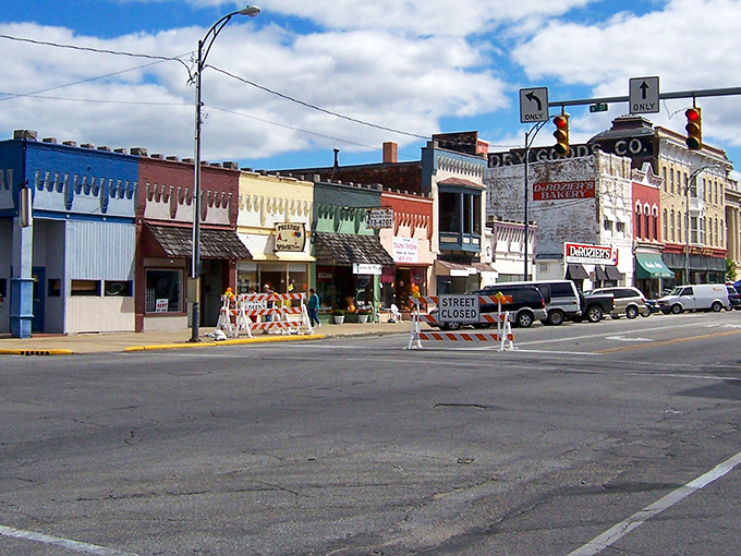 Downtown Peru's colorful storefronts stand like a lineup of vintage candy, each one housing small-town treasures that won't empty your retirement fund.