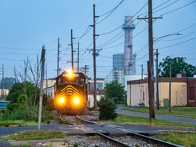 Even the trains in Vineland move at a pace that says "what's the rush?" - pure South Jersey zen.