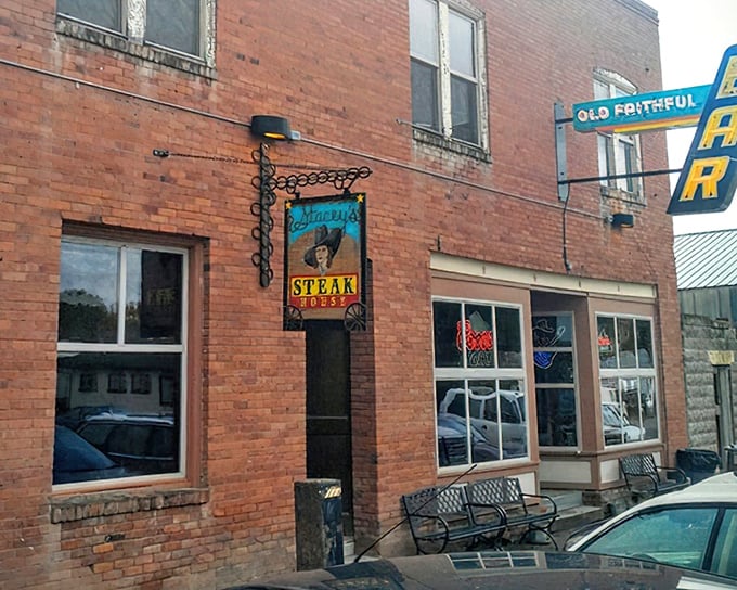 Brick, neon, and beef &ndash; oh my! Stacey's facade is like a love letter to classic Americana, with a side of sizzle.