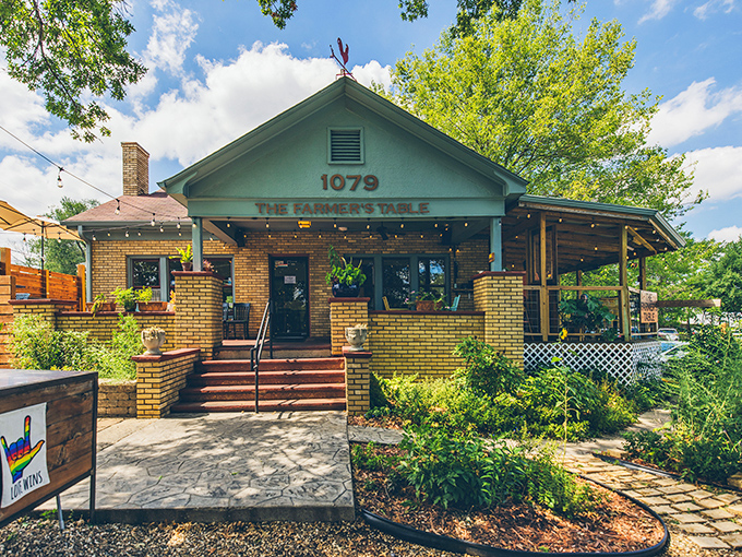 The charming brick exterior of Farmer's Table Caf&eacute; beckons like an old friend, promising comfort food that'll make your taste buds do a happy dance.