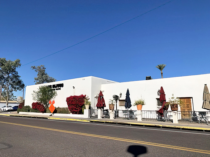 The unassuming white exterior of Los Olivos hides culinary treasures within, like finding a diamond in the Arizona desert.