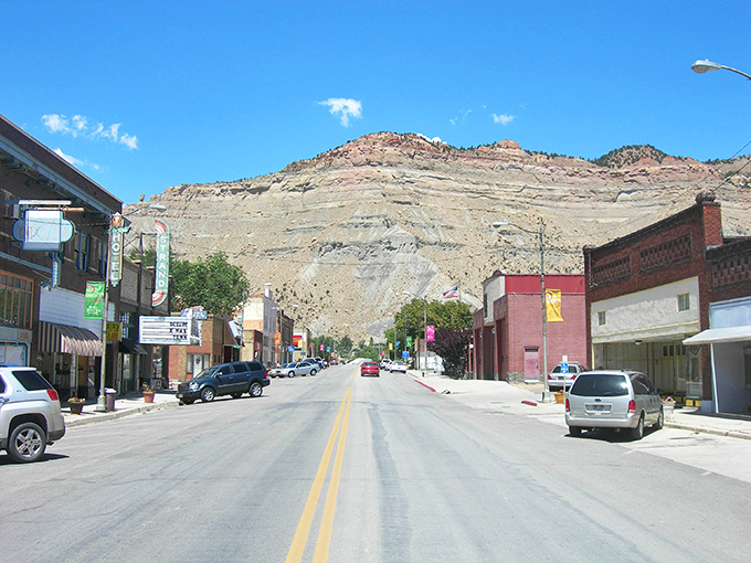 Main Street stretches toward dramatic cliffs that seem to say, "Yes, we're showing off our geology, and no, we're not sorry about it."