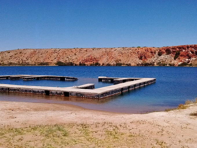 The perfect U-shaped dock invites you into waters so blue they look Photoshopped. Mother Nature showing off her best work near Roswell.