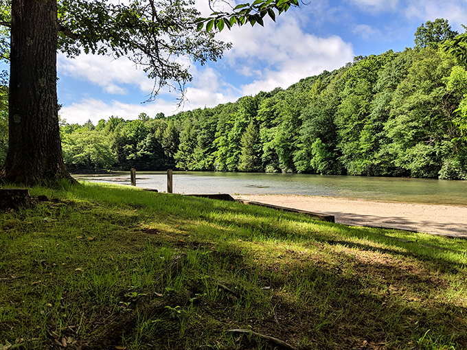 When fall paints Kooser Lake in nature's favorite colors, even your phone's camera can't help but show off.