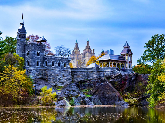 Straight out of a fairytale, Belvedere Castle perches majestically on Vista Rock, its stone walls reflecting perfectly in Turtle Pond below. Manhattan's skyline creates an enchanting backdrop.