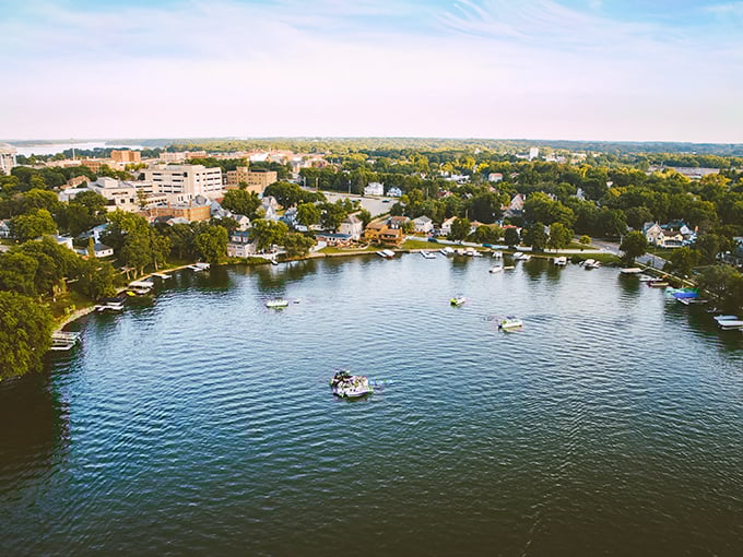 Albert Lea&rsquo;s downtown charms with its quaint streets and vibrant buildings, framed beautifully by the nearby lake&mdash;a quintessential slice of Minnesota Nice.