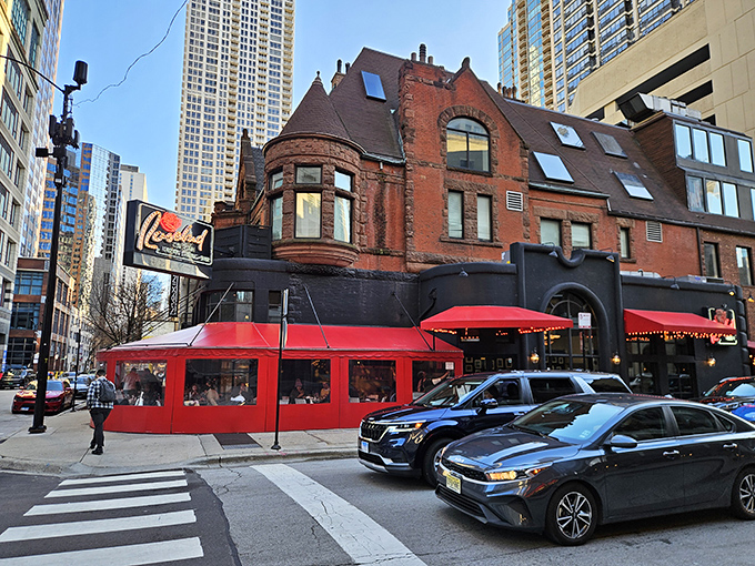 The historic brick facade of Rosebud on Rush stands out like an Italian nobleman among Chicago's modern high-rises, its signature red awnings beckoning hungry passersby.