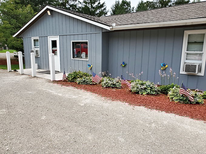 Small American flags and tidy landscaping welcome you to this no-frills eatery where flavor, not flash, is the main attraction.