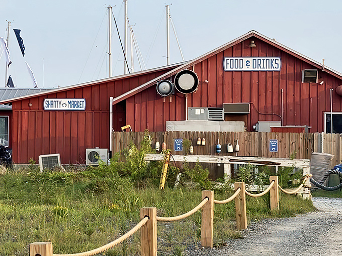 "Food & Drinks" isn't just a sign—it's an understatement. This dockside red building houses culinary magic that would make Neptune himself abandon his underwater palace.