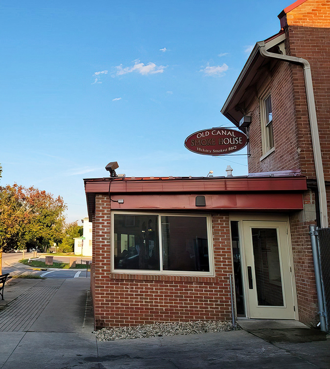 The unassuming brick exterior of Old Canal Smoke House in Chillicothe hides culinary treasures within. Like finding a Rolex in a paper bag.