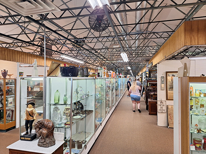The unassuming exterior of Heart of Ohio Antique Center belies the treasure trove within. Like a TARDIS of trinkets, it's bigger on the inside!