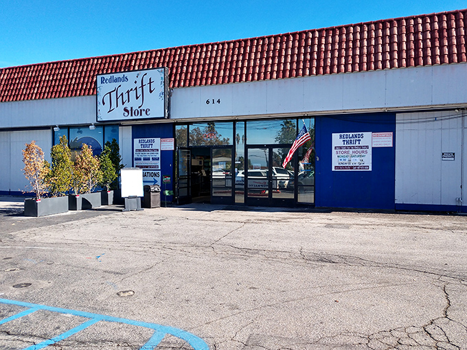 The unassuming exterior of Redlands Thrift Store proves once again that judging books by covers is a rookie mistake in the treasure-hunting game.
