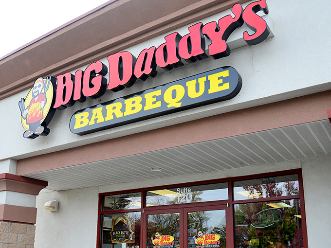 The bright red and yellow signage stands out like a carnivore's North Star, guiding meat lovers to their happy place in Meridian.