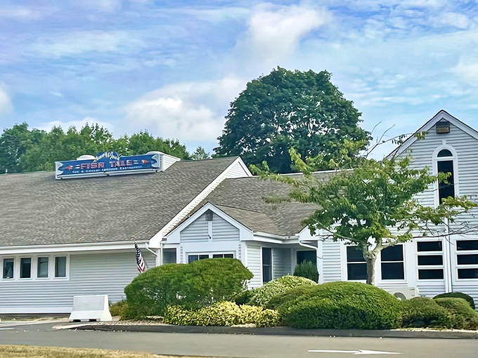 The classic white clapboard exterior of Lenny & Joe's promises seafood treasures within, like a Connecticut version of Neptune's palace.