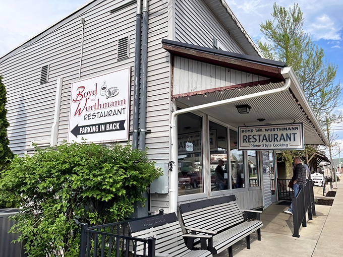 With its classic green-and-white exterior and small-town charm, Boyd & Wurthmann stands as a timeless beacon of comfort food in the heart of Ohio&rsquo;s Amish Country.