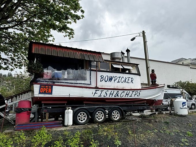 A boat that doesn't float but serves food that'll make your taste buds sail. Bowpicker's landlocked vessel promises seafood worth the journey.