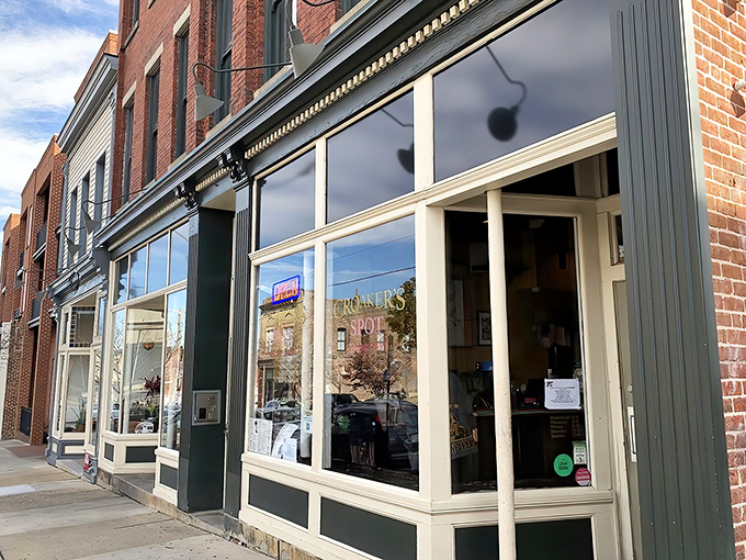 The unassuming brick exterior of Croaker's Spot in Richmond hides culinary treasures that would make Neptune himself swim upstream for a reservation.