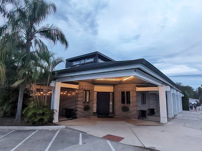 The unassuming exterior of Linda's La Cantina hides culinary treasures like a speakeasy hides bourbon &ndash; in plain sight under Florida palms.