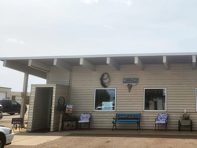 Simple beige siding, welcoming benches, and a "Welcome" sign that means it&mdash;Country Rose Caf&eacute; doesn't need flashy gimmicks.