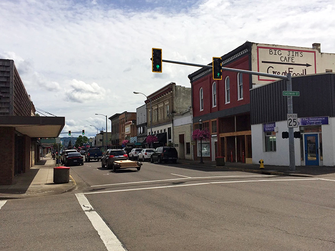 Main Street Lebanon offers that perfect small-town charm without the tourist markup. Affordable living with character intact.