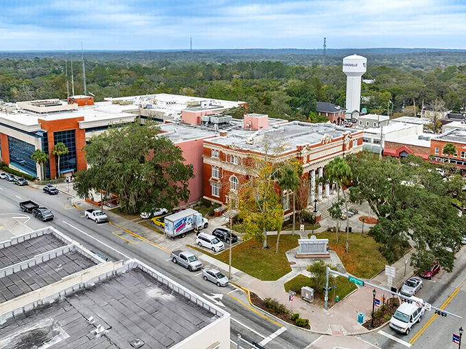 An aerial view of downtown Brooksville reveals what Florida rarely shows off – actual hills! The historic courthouse stands proudly amid a landscape that defies the state's famously flat reputation.