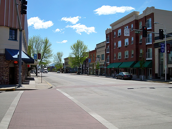 Downtown La Grande greets visitors with classic brick buildings and blue skies that seem to have been ordered specially from the "Perfect Small Town" catalog.
