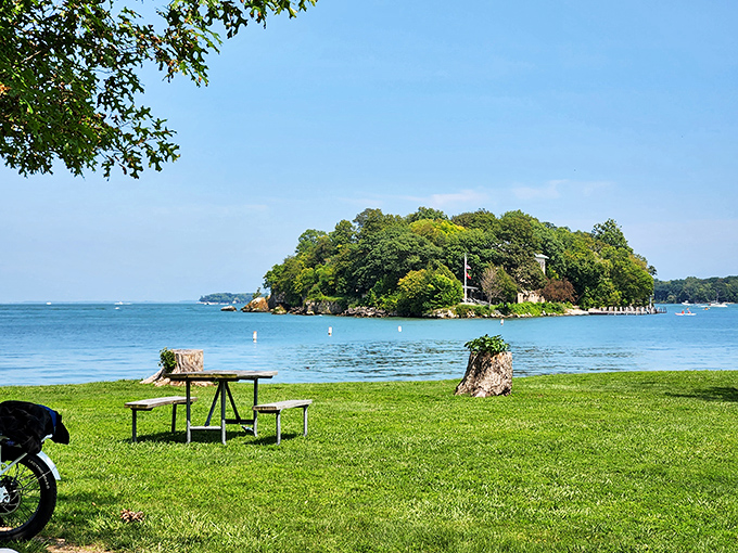 Mother Nature showing off her landscaping skills&mdash;a lone picnic table with million-dollar views that no restaurant reservation could ever match.