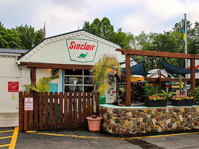 Where else in Ohio can you find palm trees, dinosaurs, and American flags coexisting in perfect harmony? Mike's Place defies conventional restaurant design.