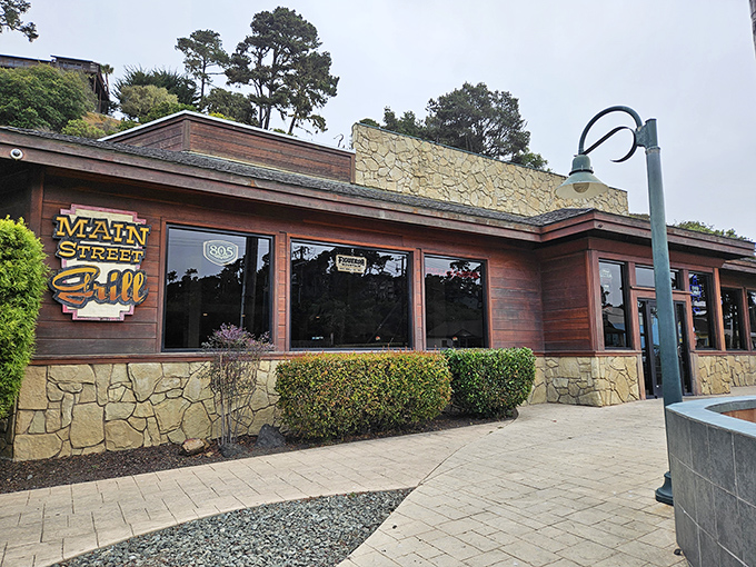 Sometimes the best restaurants look like your neighbor's garage &ndash; and that's perfectly fine.