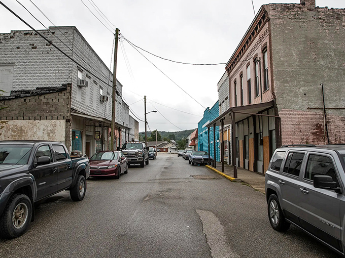 Small-town America at its finest, where the streets are wide and the pace is wonderfully slow.