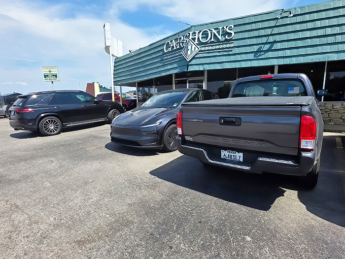 The iconic teal-blue exterior of Carshon's stands like a beacon of sandwich salvation in Fort Worth, promising delicatessen delights that transcend Texas stereotypes.