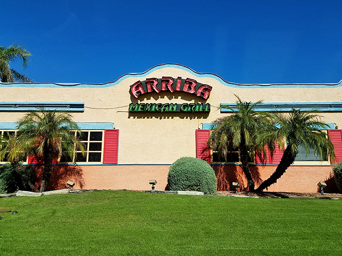 The desert sun plays off Arriba's sandy fa&ccedil;ade like nature's own Instagram filter, while those red shutters practically shout "come in, the margaritas are waiting!"
