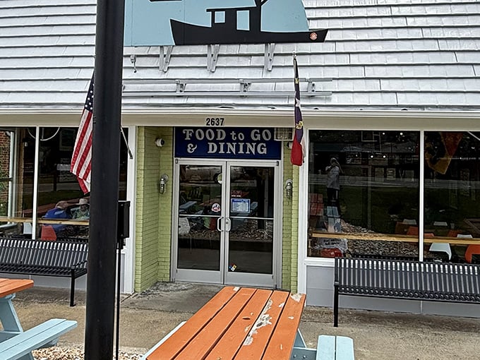 The unassuming exterior of Saltbox Seafood Joint proves once again that the best seafood treasures often hide in plain sight.