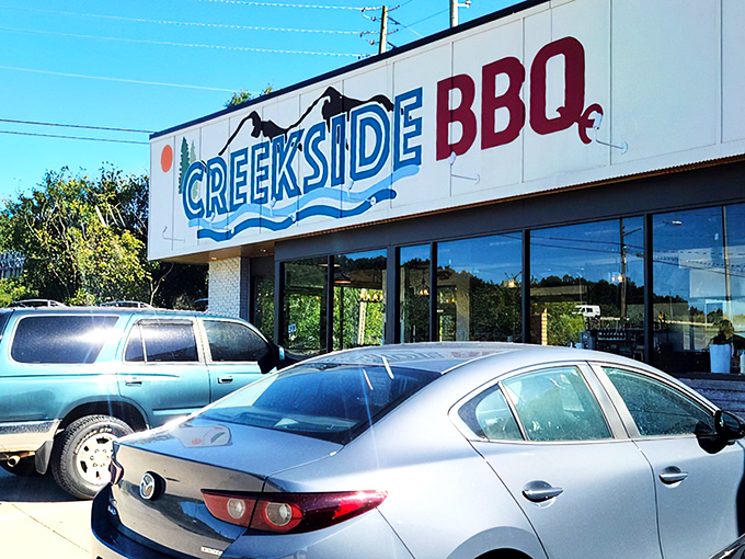 The unassuming exterior of Creekside BBQ belies the culinary magic happening inside. Like finding a Picasso at a yard sale, this place delivers unexpected treasure.