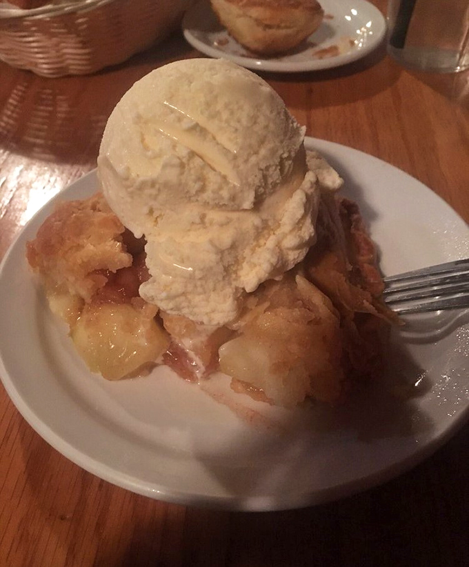 Apple pie &agrave; la mode &ndash; where warm fruit meets cold ice cream in a dance as old as America itself.