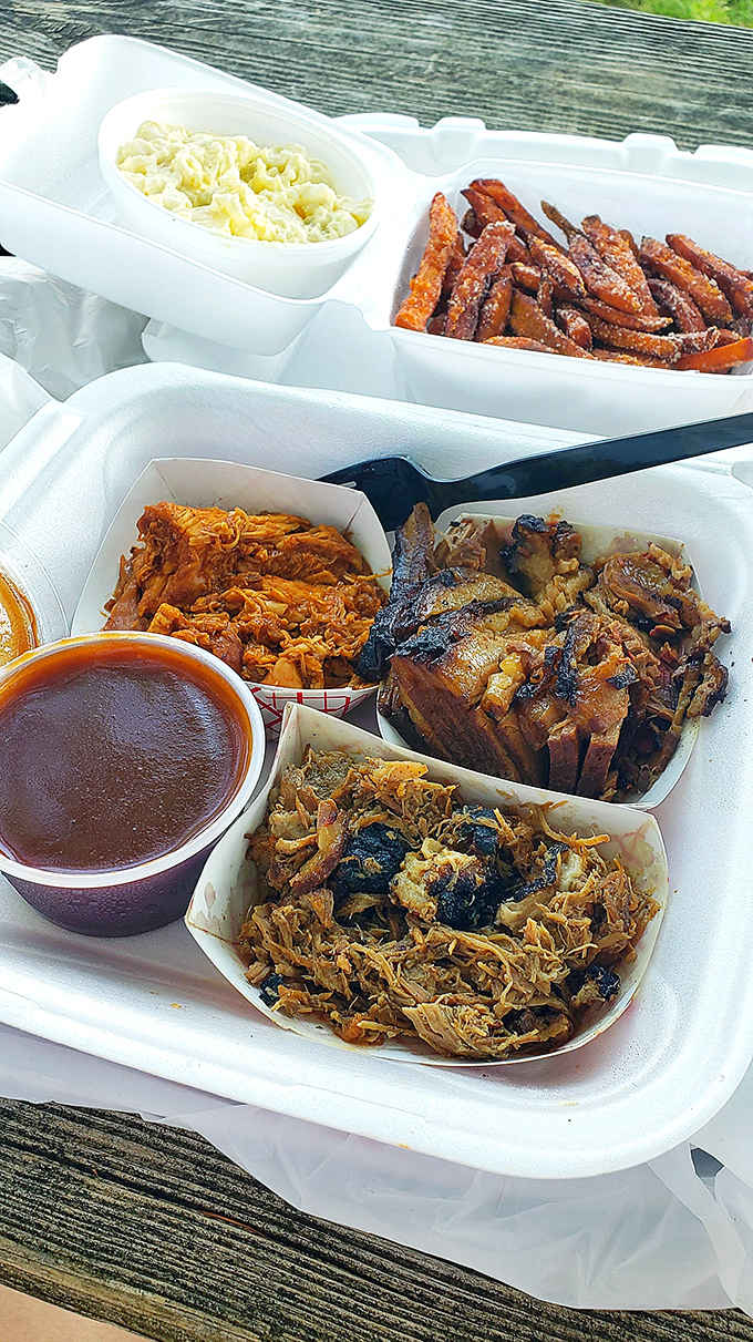 The sampler platter that solves life's greatest dilemma: "Which meat should I order?" The answer: All of them, with sides to boot.