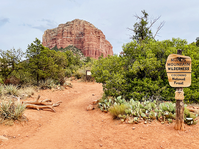 The path to Bell Rock offers a geological history lesson with every step. No textbook required&mdash;just comfortable shoes and an open mind.
