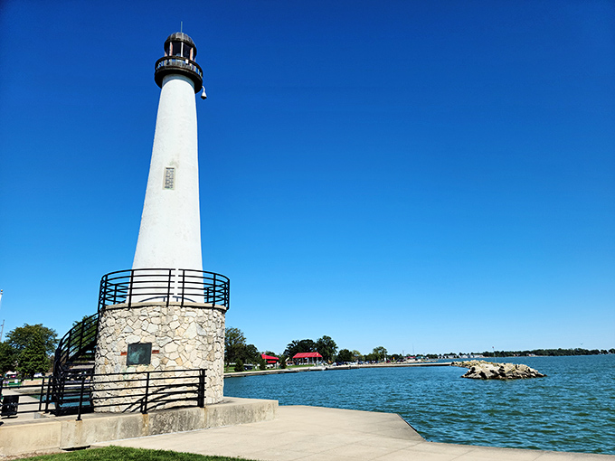Celina's lighthouse stands guard over Grand Lake like a budget-conscious sentinel. No expensive coastal property taxes, just Midwest practicality with a view.